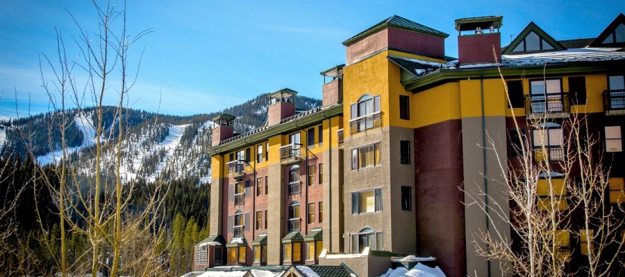 Vintage Resort Hotel - Snowcapped Travel